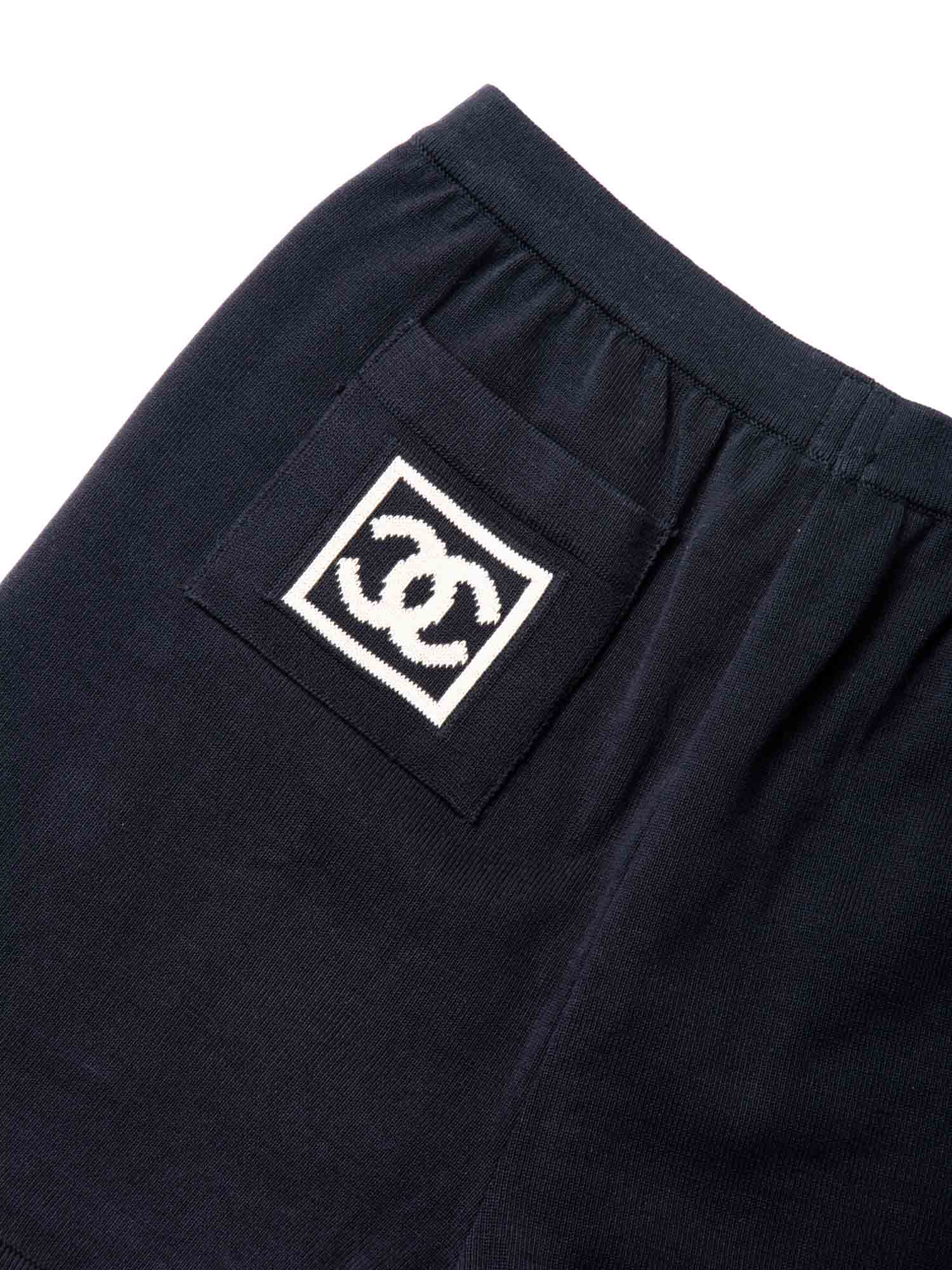 CHANEL CC Logo Cotton Pocketed Shorts Black