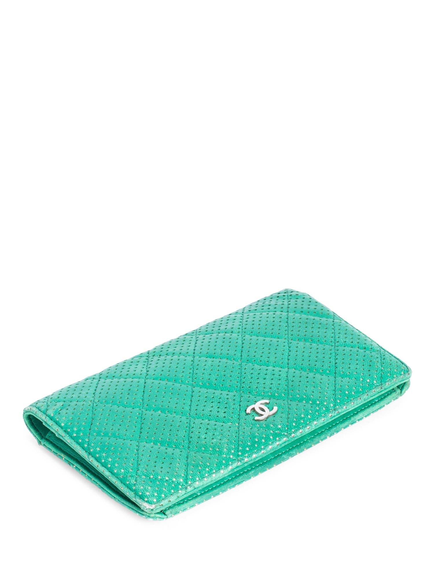 CHANEL CC Logo Vintage Perforated Quilted Leather Wallet Green