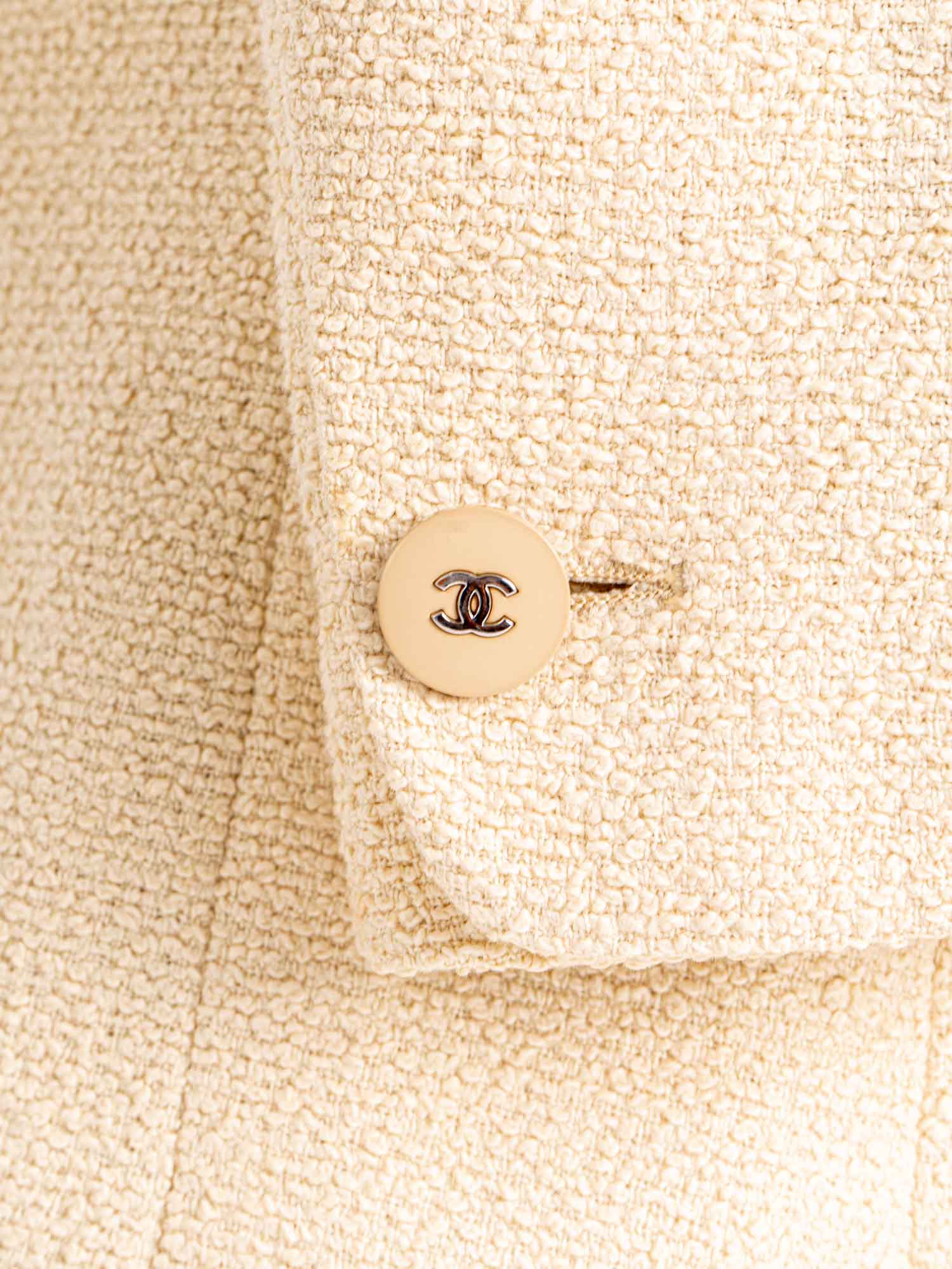 CHANEL CC Logo 90s Tweed Fitted Jacket Beige